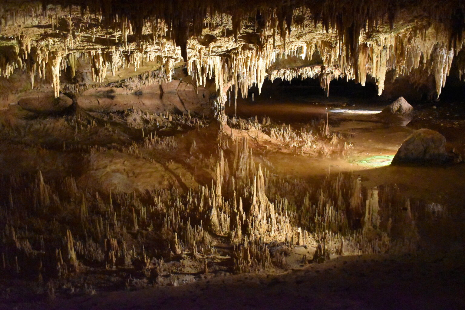 Amazing Photos of Luray Caverns Near Shenandoah NP